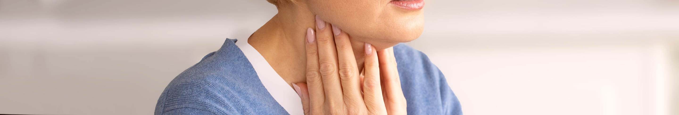 Thyroïdite de Hashimoto : causes et traitements | Redcare PHARMACIE